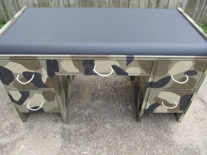 Kids Camouflage Desk - My Repurposed Life®