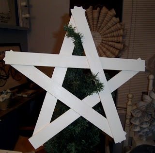 Primitive Star using Paint Sticks - My Repurposed Life®