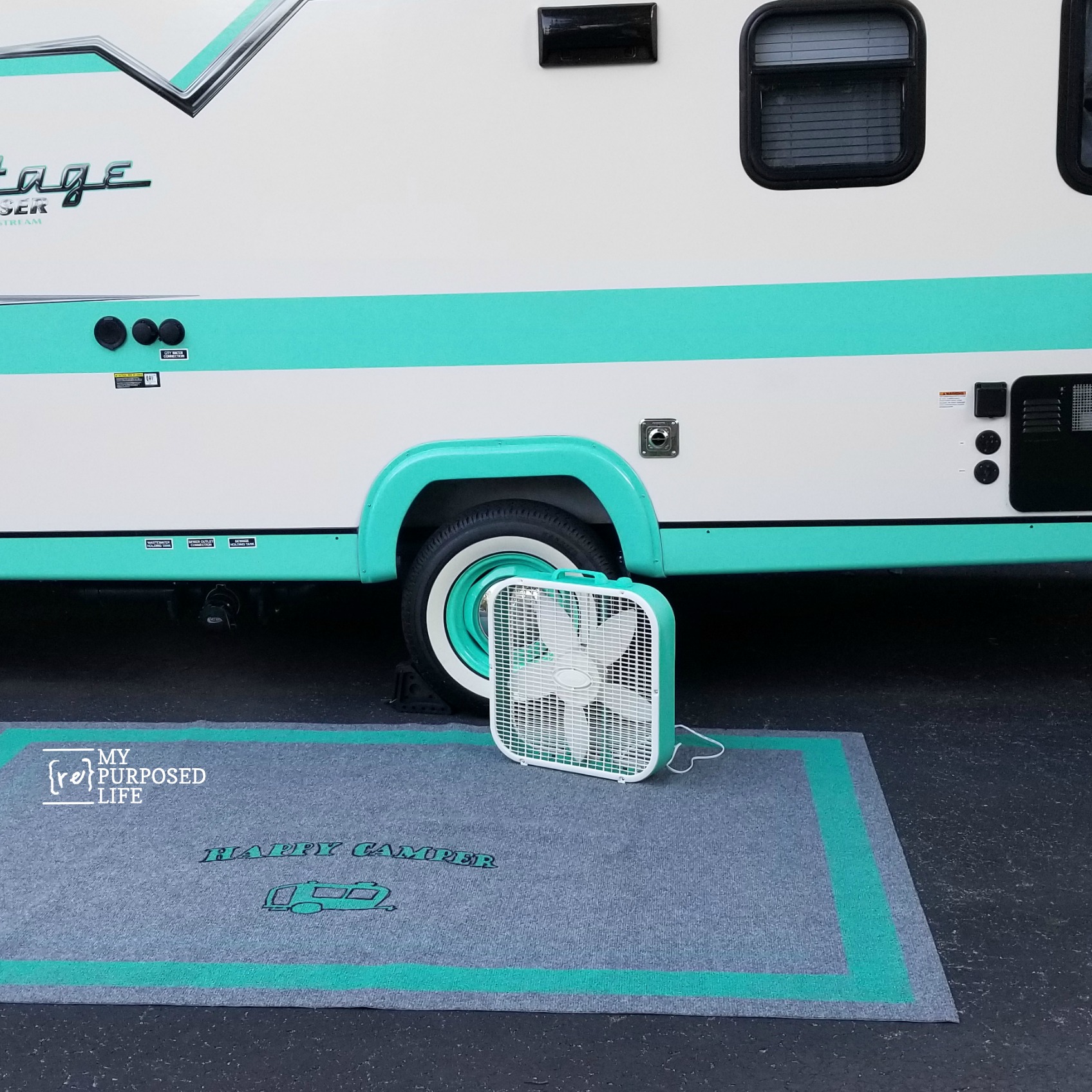 Customized Plastic Fan | Easy Spray Paint Project - My Repurposed Life®