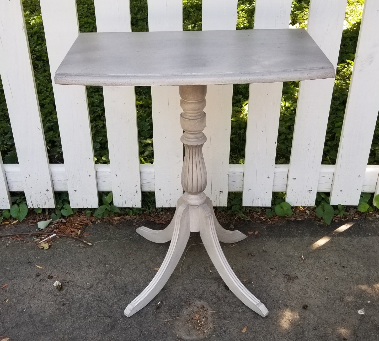 Small Claw Foot Table - My Repurposed Life®