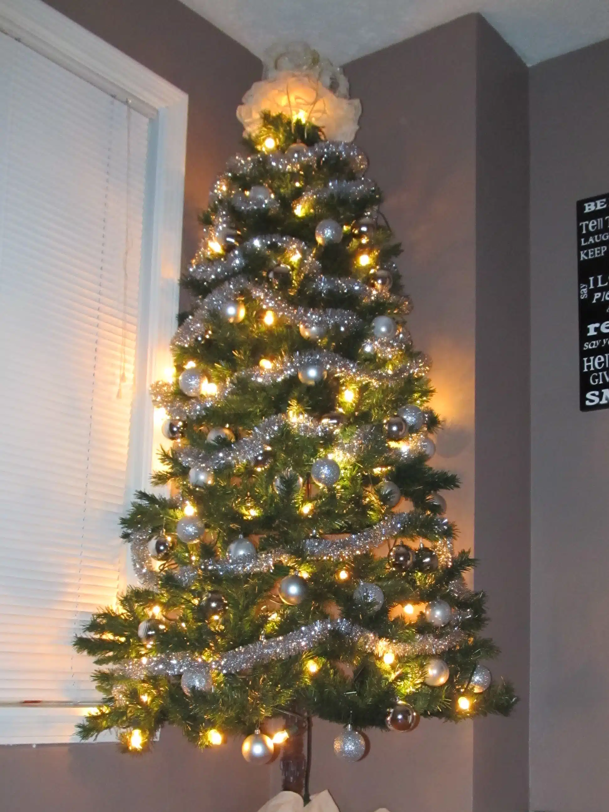 DIY Corner Christmas tree - My Repurposed Life®