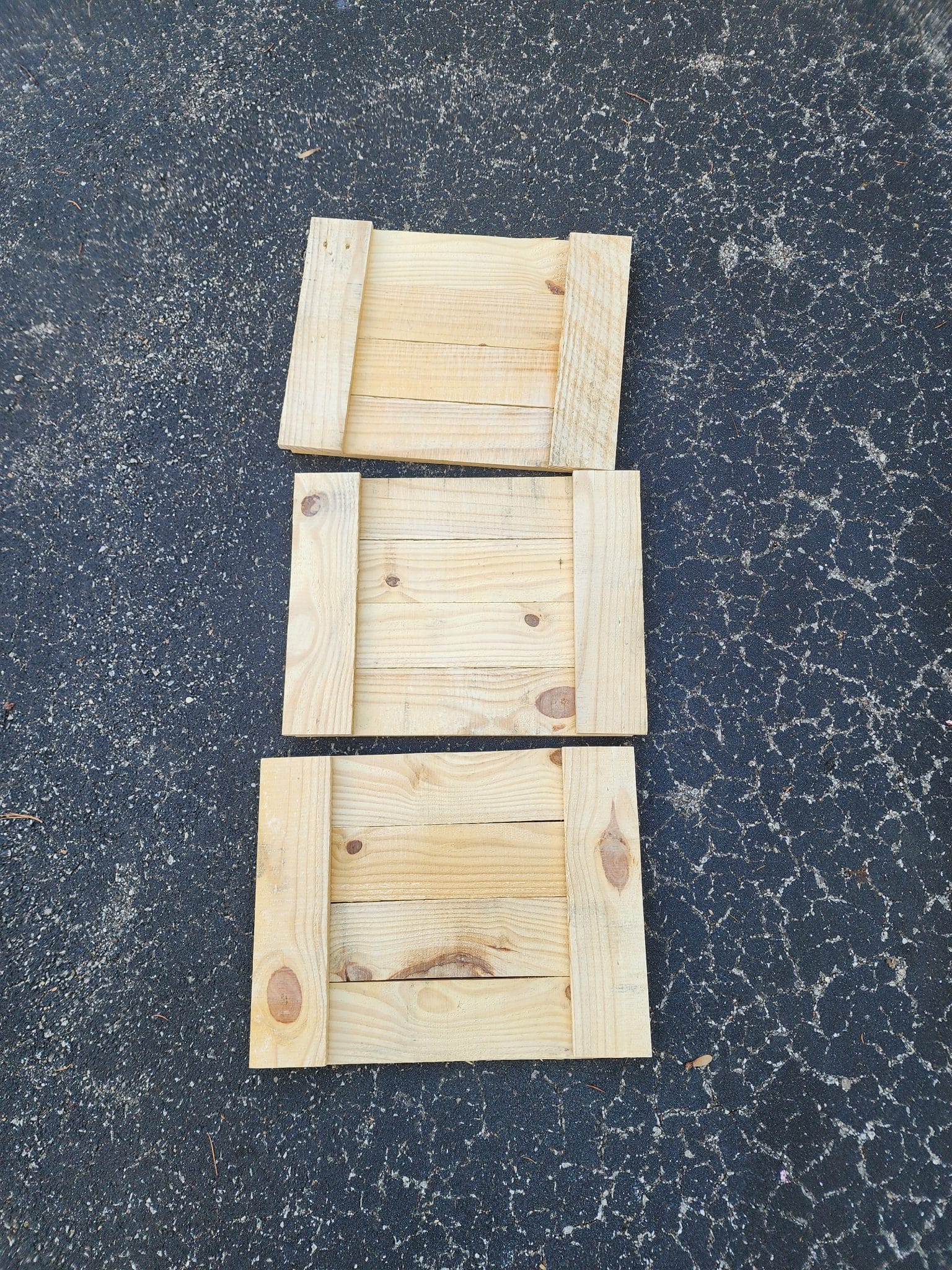 Pallet Wood Tree Collar | Simple Design You Can Make - My Repurposed Life®