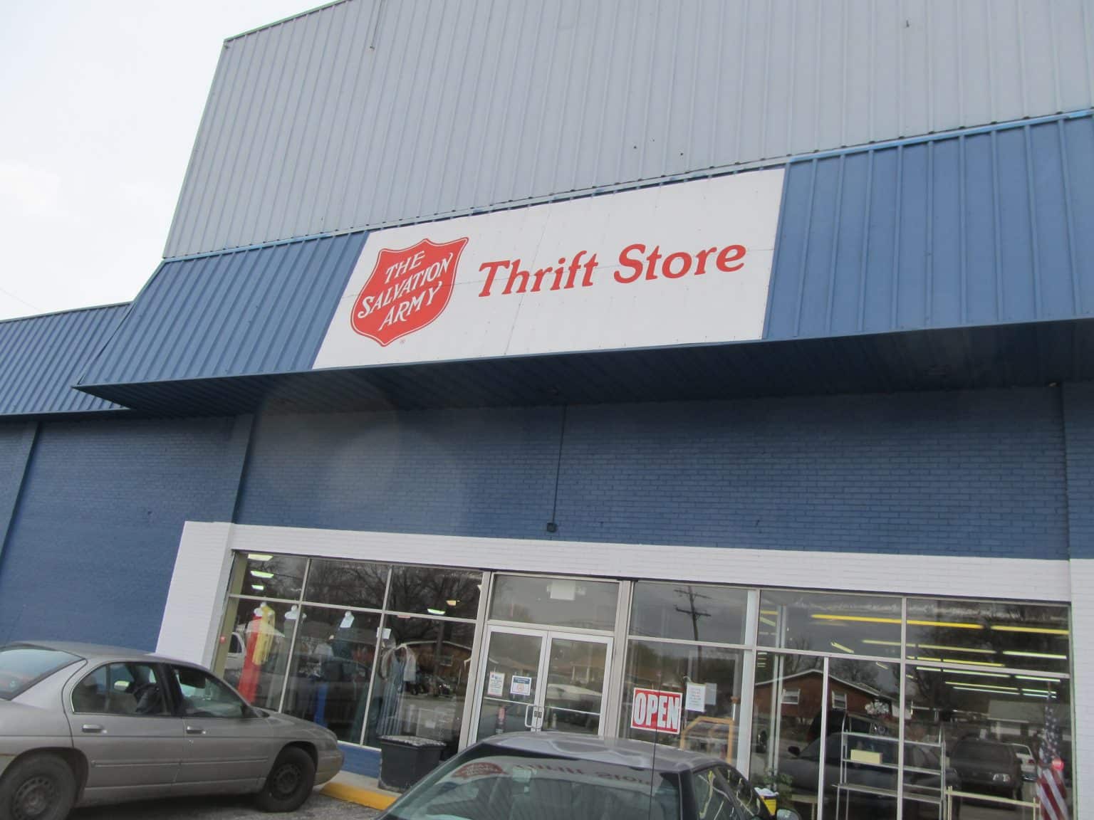Thrift Store Shopping Tips That Help You Spot the Good Stuff - My ...