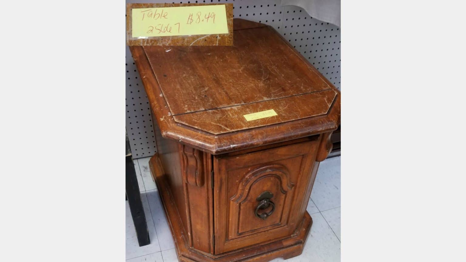 Furniture Flipping | Tables - My Repurposed Life®