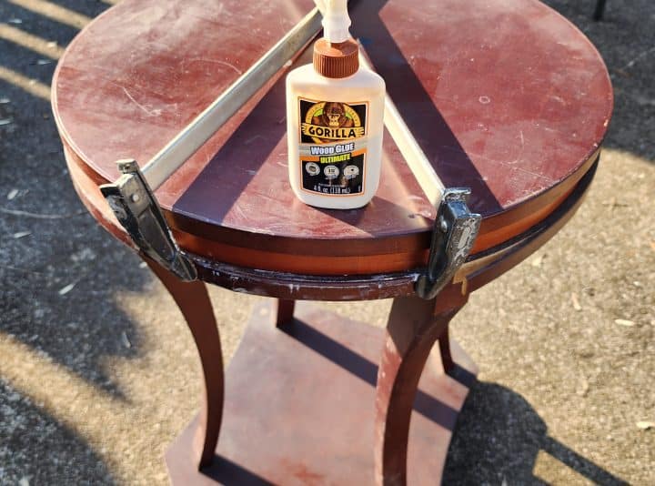 Round Side Table Makeover - My Repurposed Life®