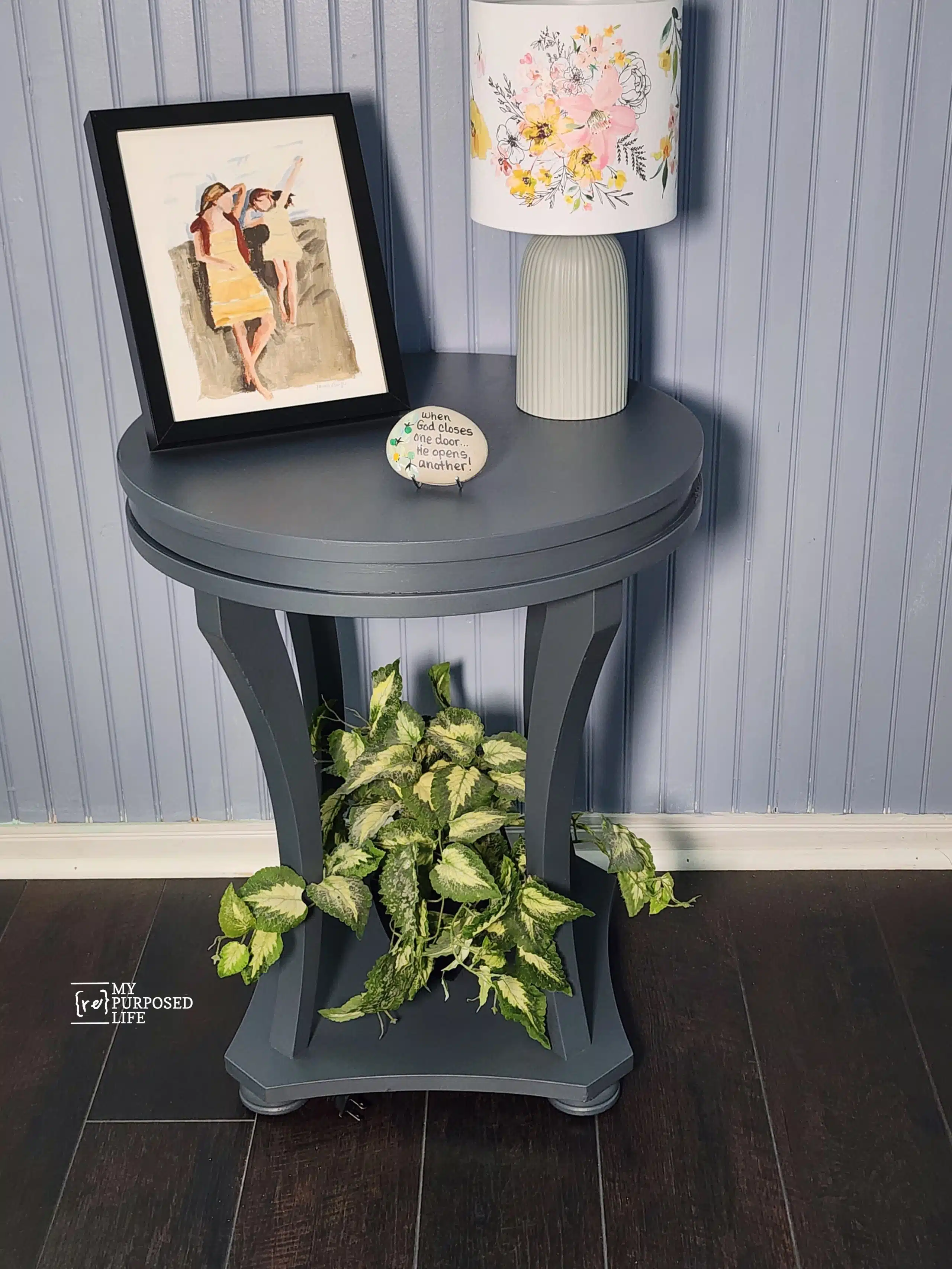 Round Side Table Makeover - My Repurposed Life®