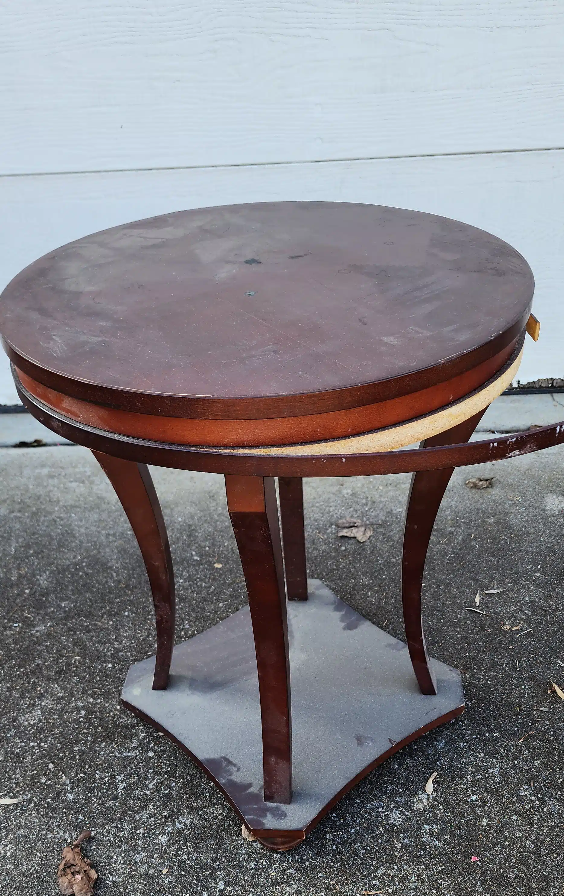 Round Side Table Makeover - My Repurposed Life®