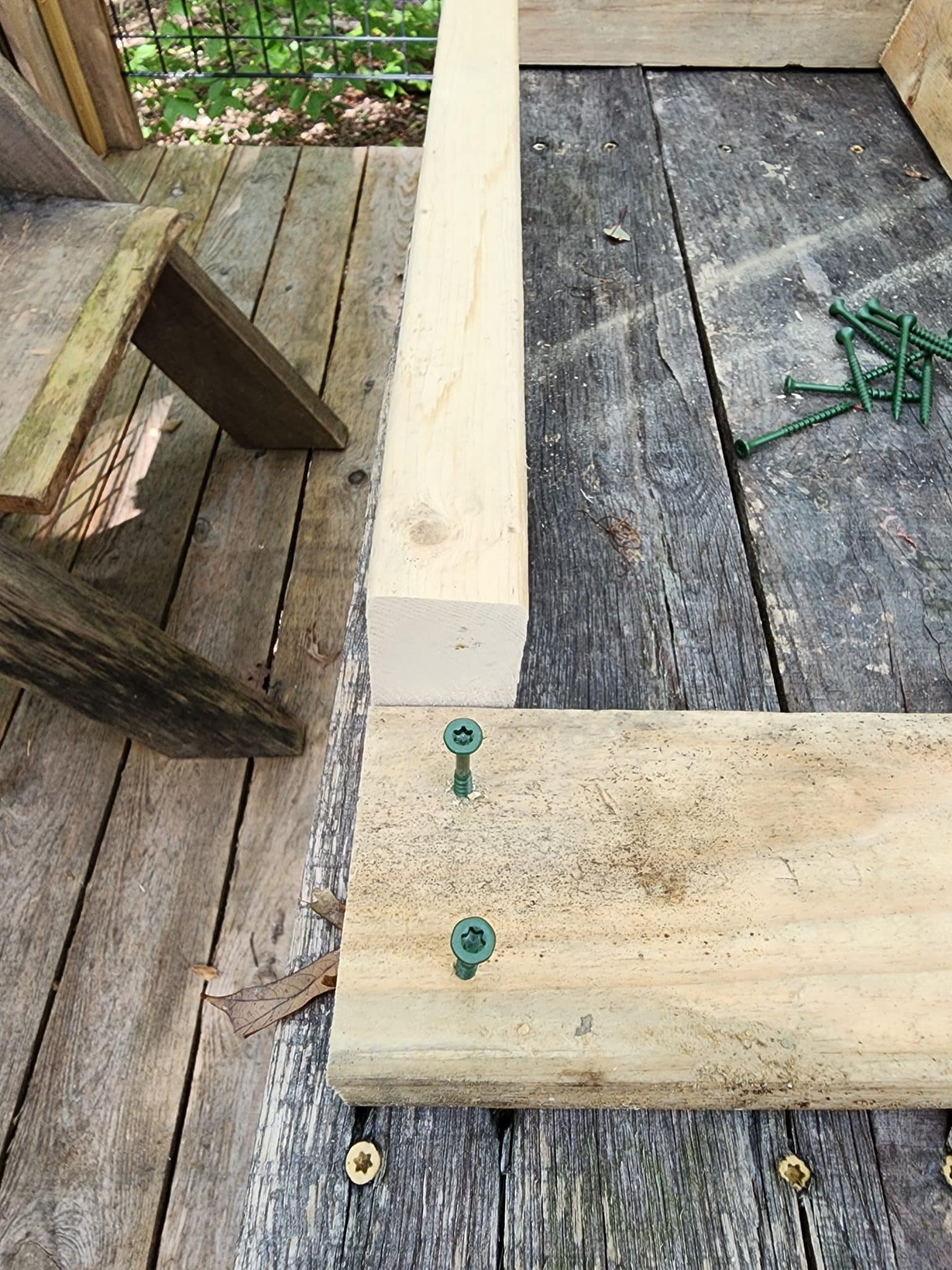 Scrap Wood 2x4 Outdoor Sofa - My Repurposed Life®