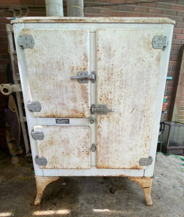 Thrift Store Table Ideas - My Repurposed Life®