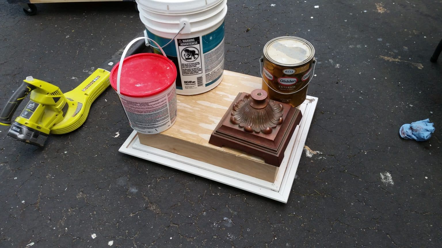 How to make an easy shadow box out of a picture frame. Newbie project.