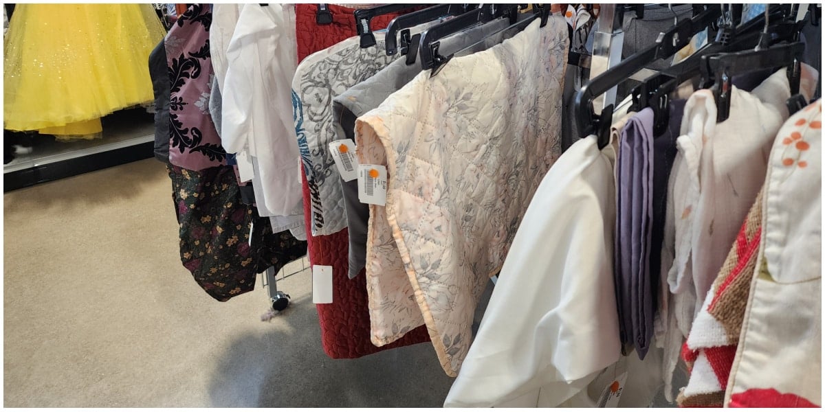 Quilted Casserole Carrier Ideas Using Salvaged Fabrics - My Repurposed ...